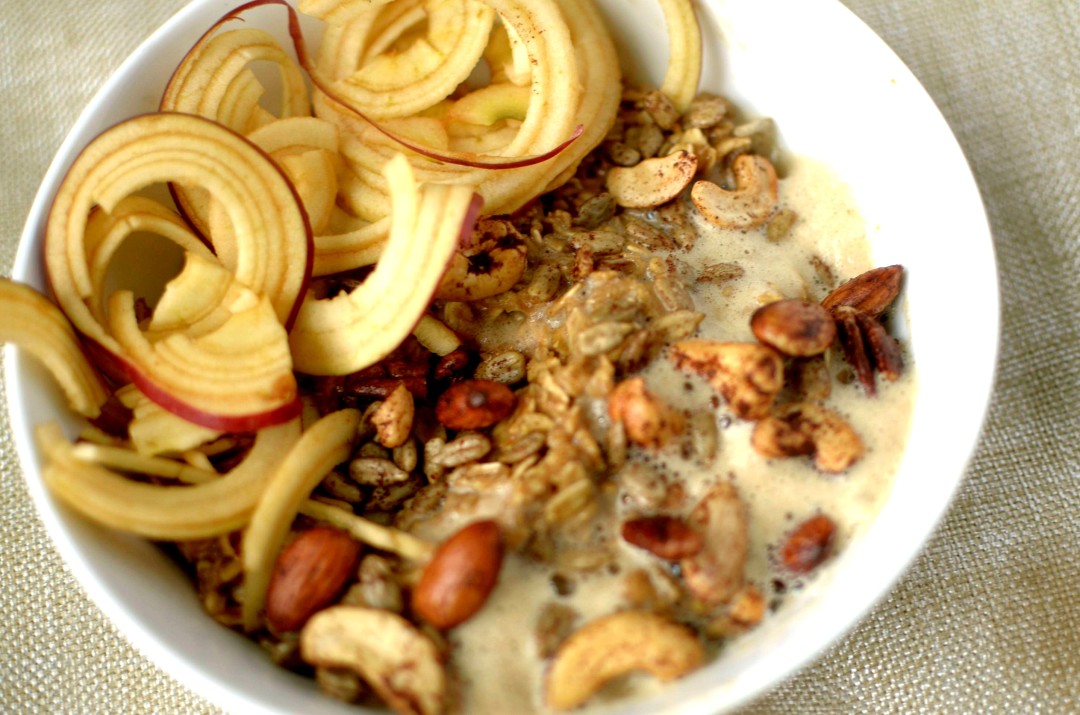 Frothy Chai Spiced Oatmeal with Apple Noodles » Easy, Nourishing ...